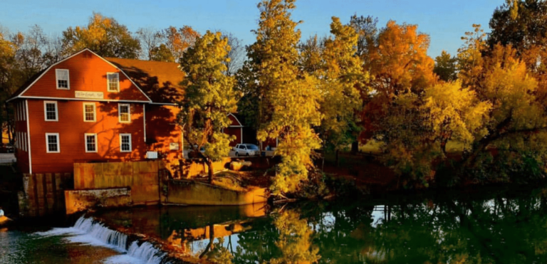 Where to See Fall Foliage in Rogers and Beyond - Destination Rogers